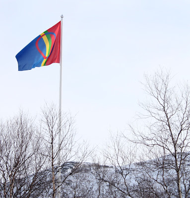 Hääräämö: Ensimmäiset neulakintaani + Utsjoki