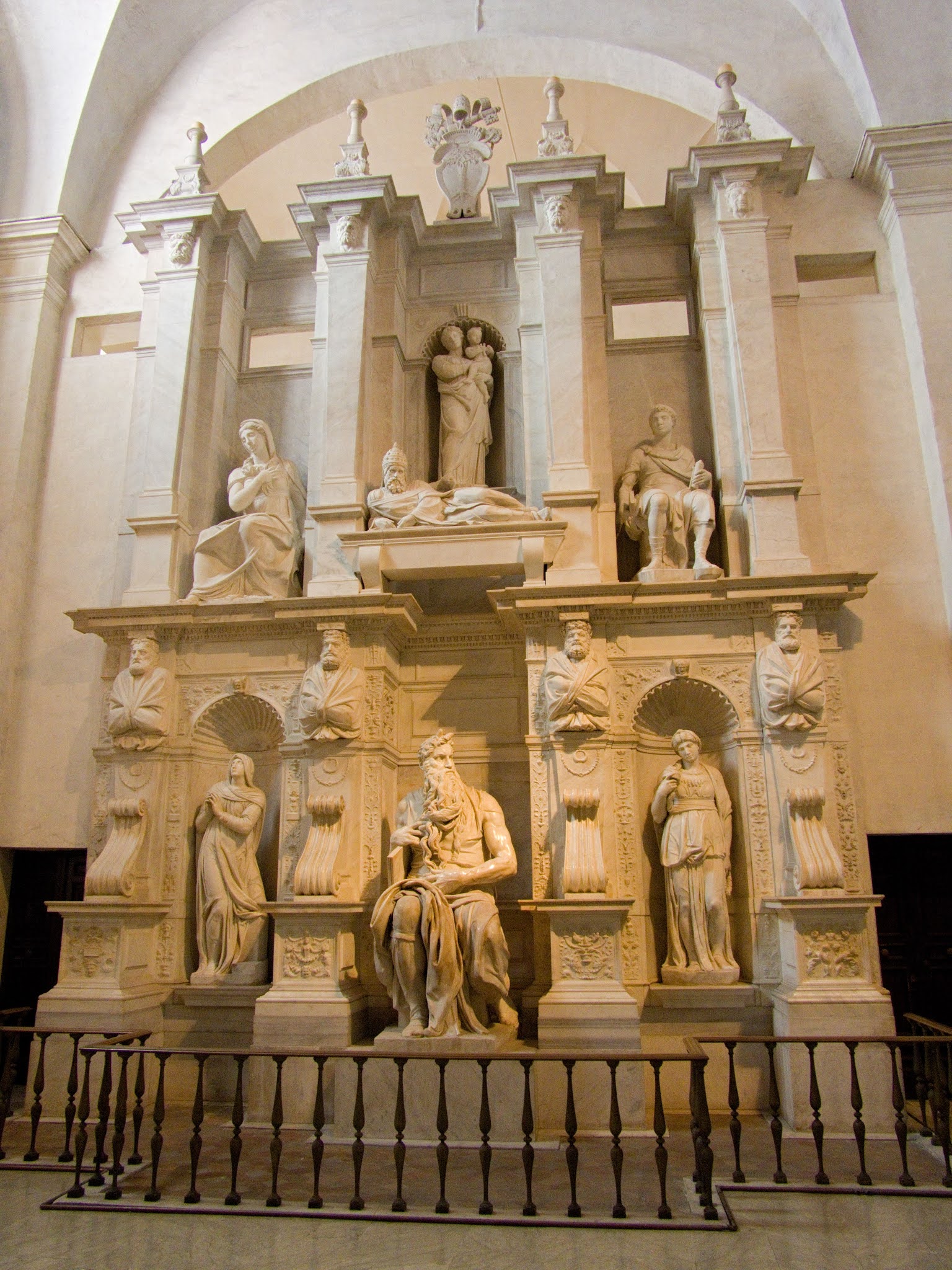 Il Mosè di Michelangelo - Pazza di Roma