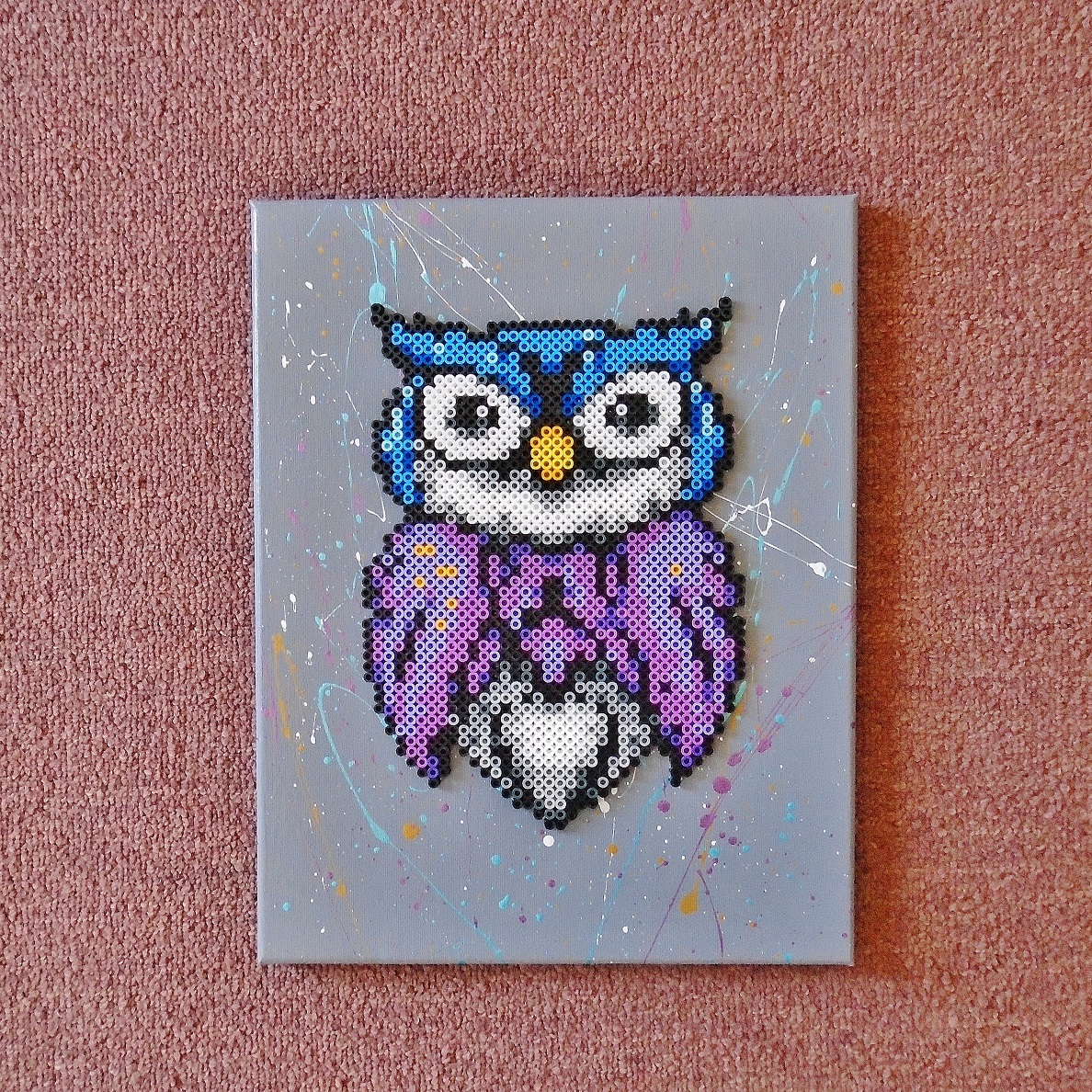 Long Black Fingers : Owl Perler Bead