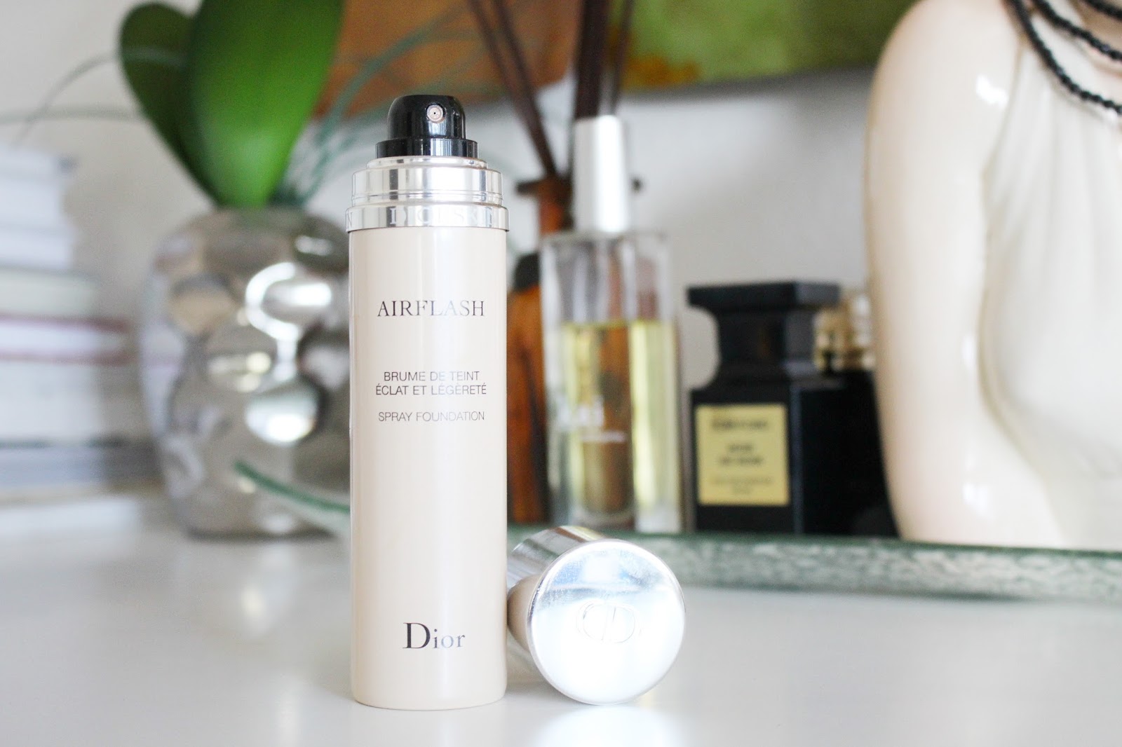 The Battle of Long-Wearing Foundations (Oily & Combination Skin ...