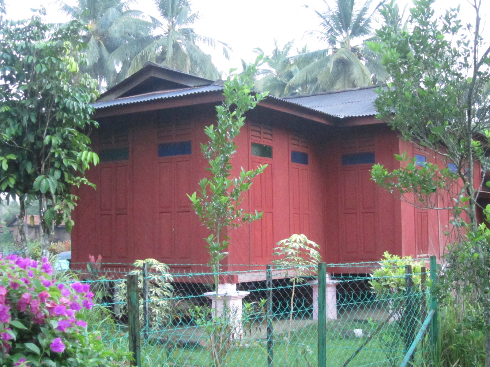 ujang kutik: NEGERI SEMBILAN: RUMAH-RUMAH REKA BENTUK TRADISIONAL ...