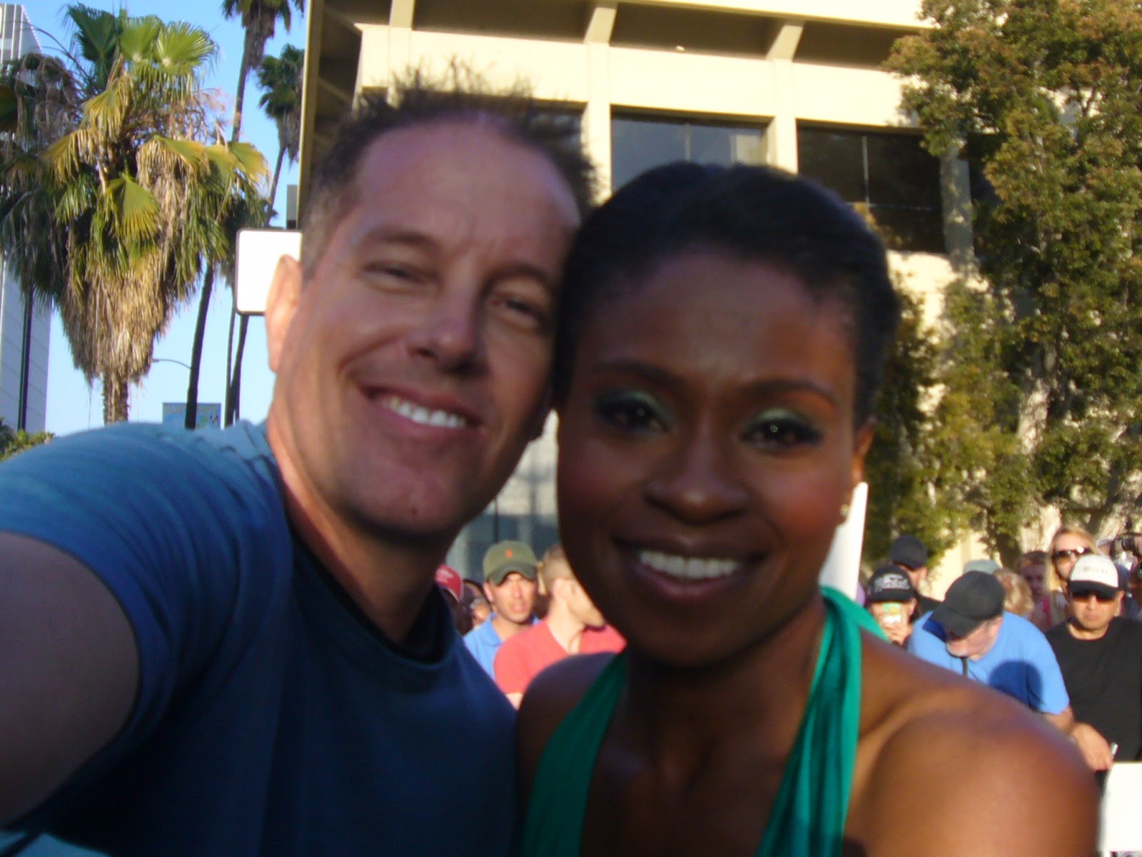 AZ AUTOGRAPHS: June 2012