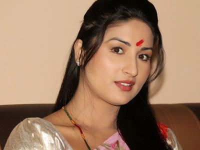 LIST: 60+ Most Beautiful Nepalese Actresses