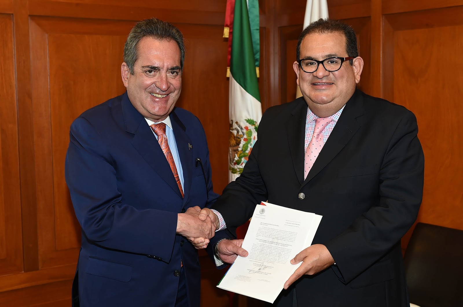 Mario Ruelas, Director del Registro Público de la Propiedad - Cortando ...