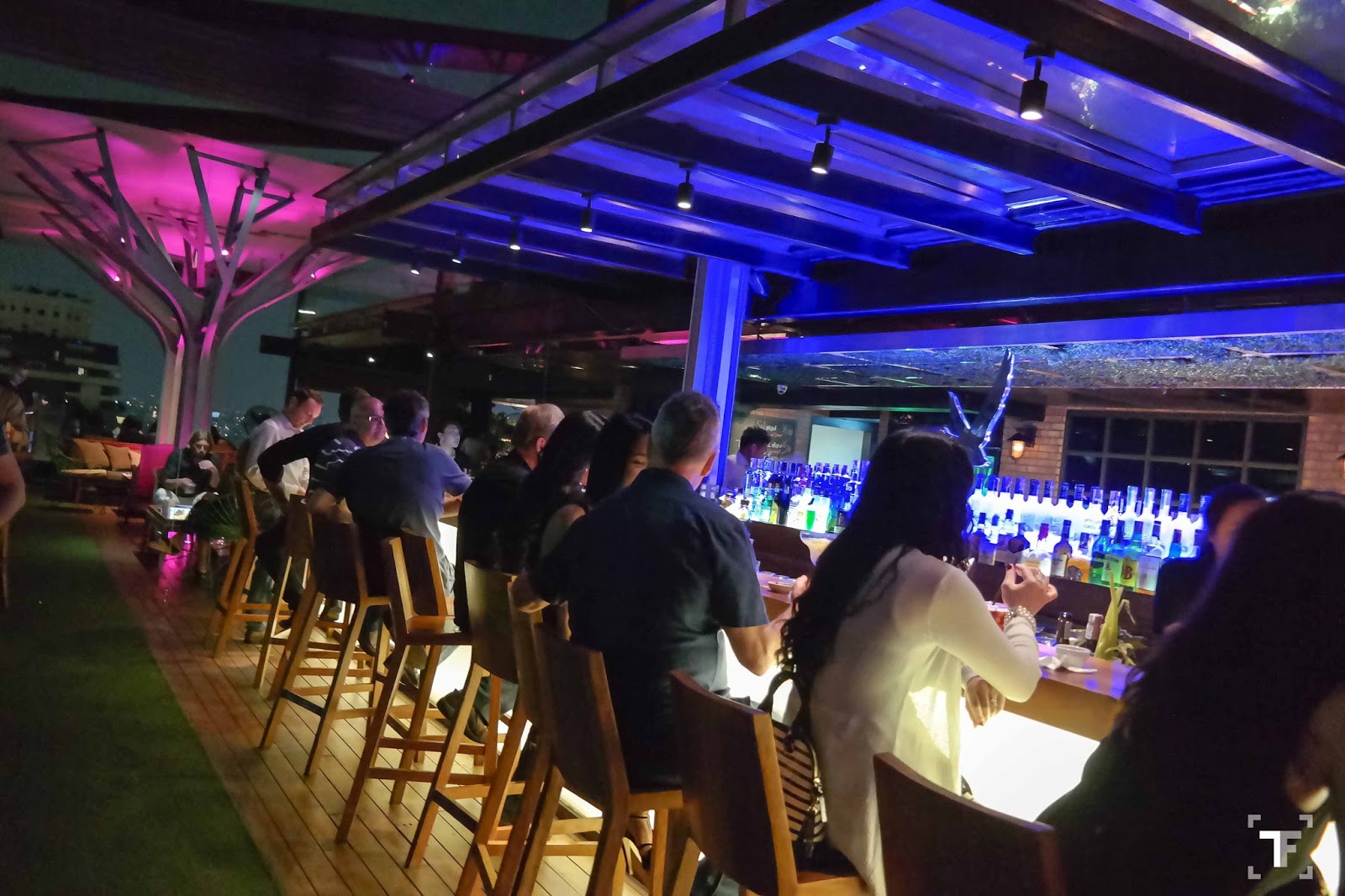 Travel Foodie: [PLACE] 20150111 Above Eleven Rooftop Bar @ Khlong Toei ...