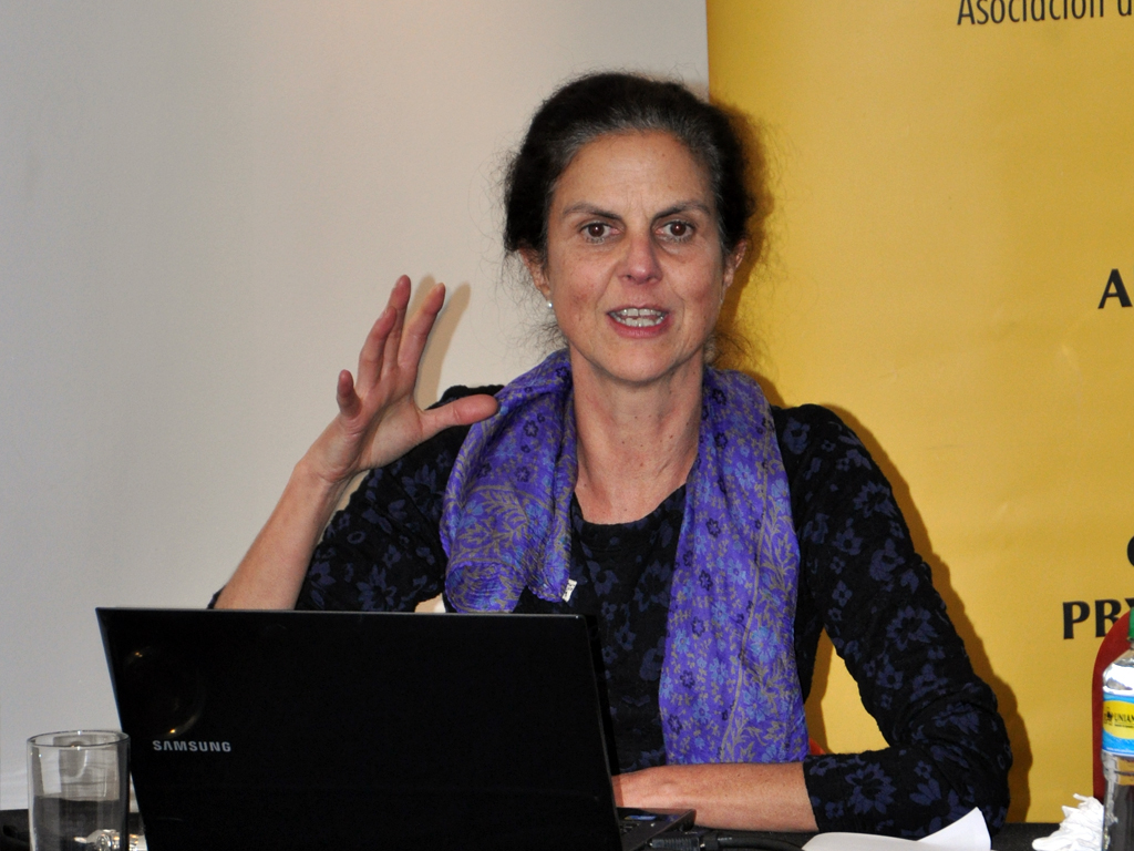 ECOANDINOS: CULTURA Y MEMORIA PARA LA PAZ - Diálogo de Vera Grabe y ...