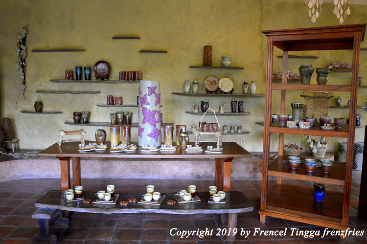 Frenz Fries: Ugu Bigyan Pottery Garden and Restaurant and Hele Bed and ...