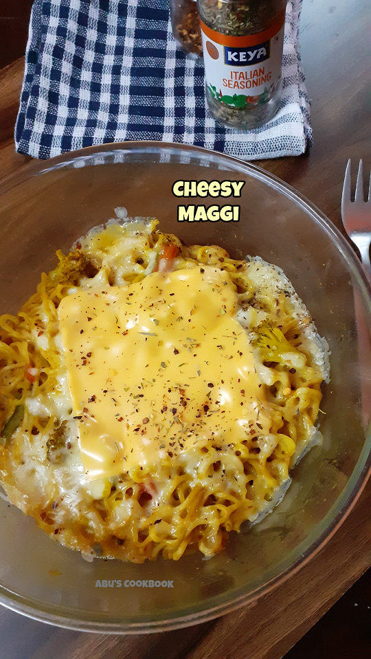 Microwave Cheesy Maggi | 10 min Cheesy Maggi | Cheesy Maggi on ...