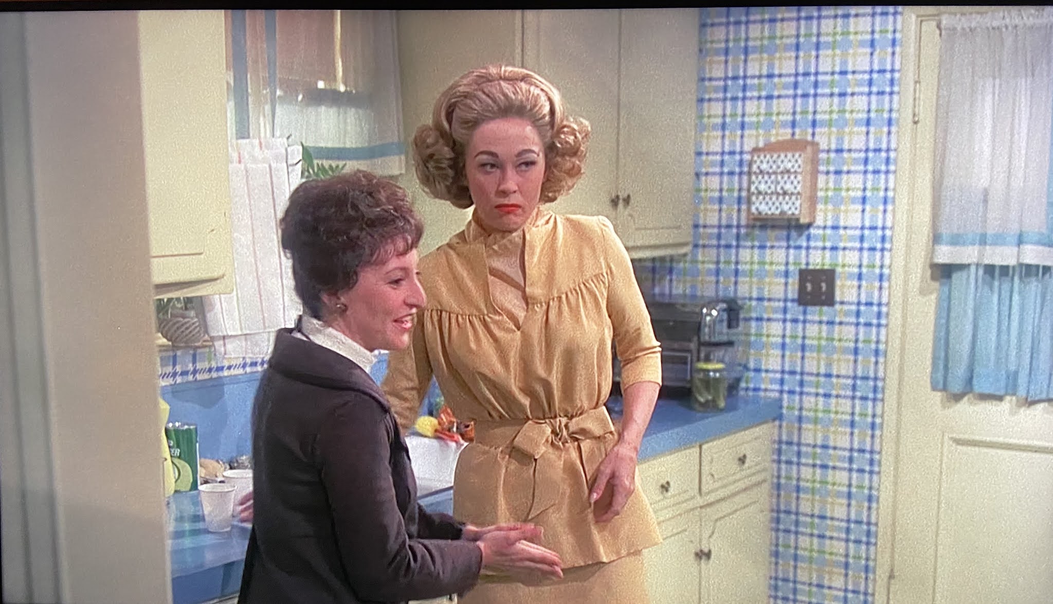 The Brady Bunch Blog: Mommie Dearest