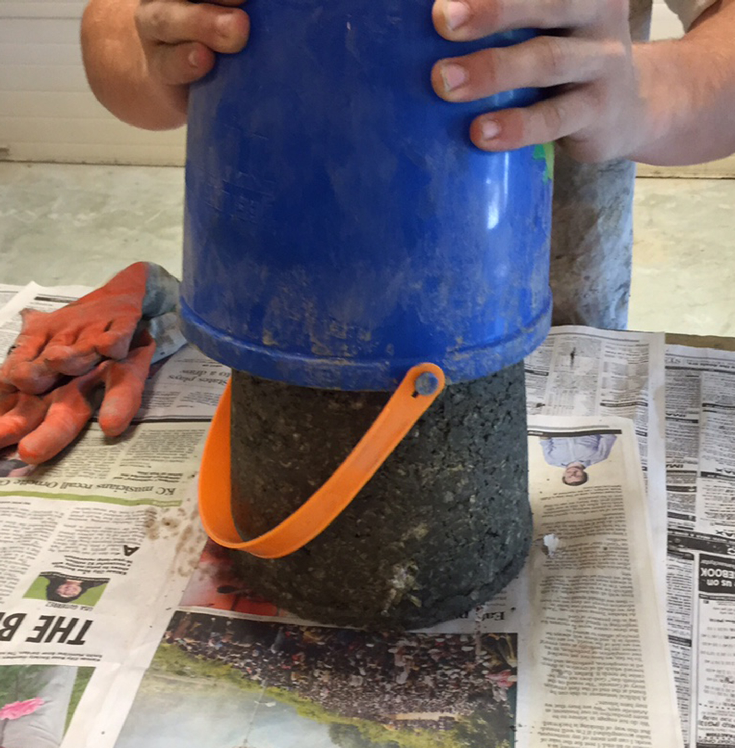 From the Summer's Garden: MAKE A SAND PAIL CONTAINER
