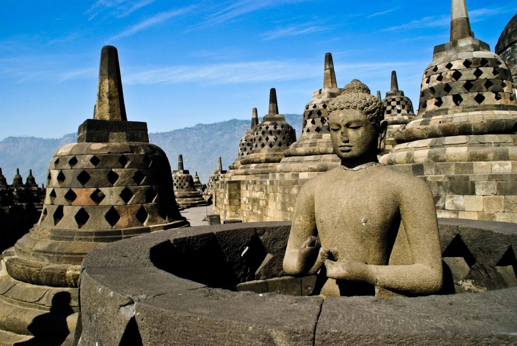 Art History: BOROBUDUR (Buddhist Art)