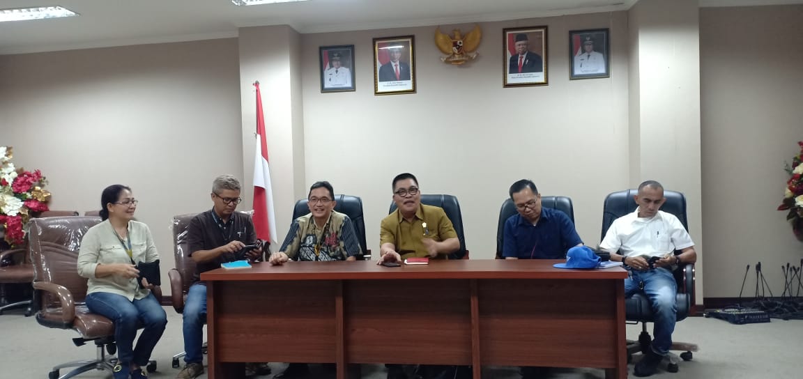 Mahasiswa Dipulangkan Dari China, Fabian Kaloh Apresiasi PT MSM dan ... Mahasiswa Dipulangkan Dari China, Fabian Kaloh Apresiasi PT MSM dan ...