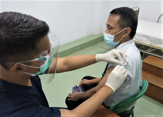 MA Ma'had Al-Zaytun: VAKSIN FLUBIO TAHUN KE-2