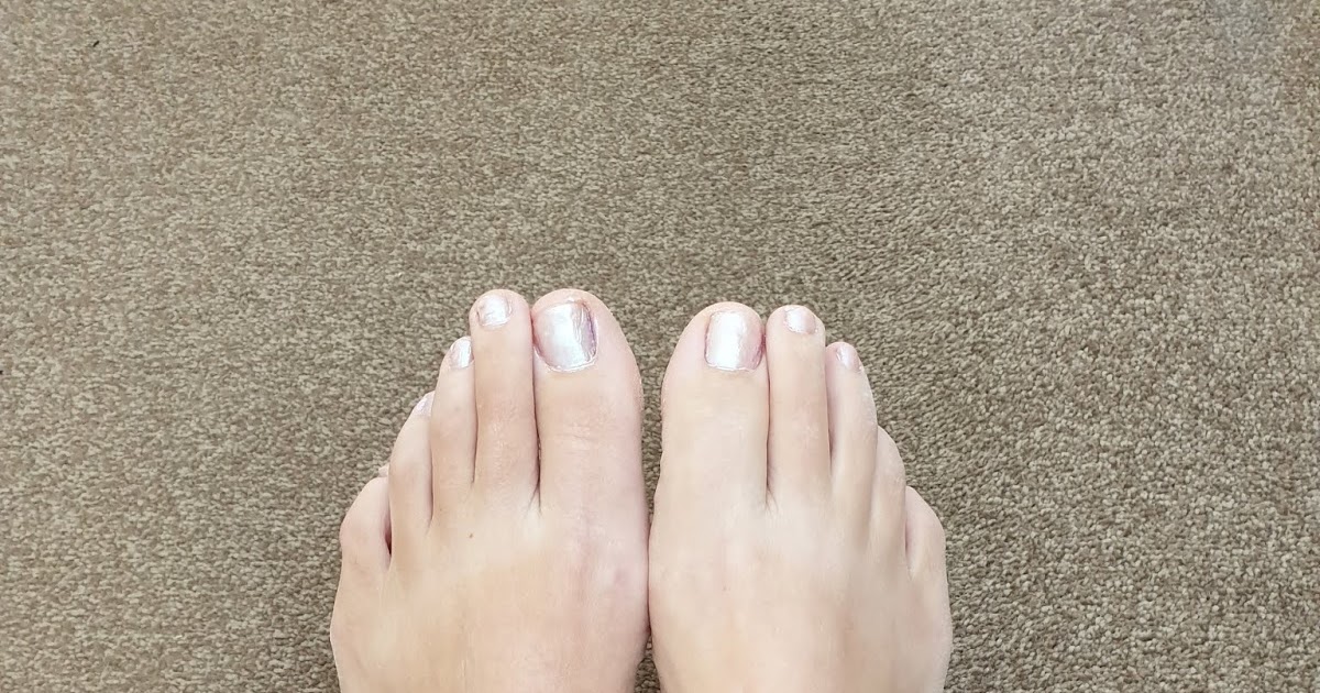 No Mean Feet for the Duchess : Early Autumn Heatwave Tanned Feet ...