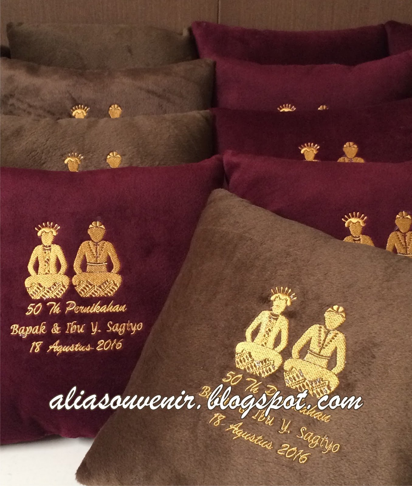 Bantal Bordir Design Souvenir Pernikahan atau Wedding