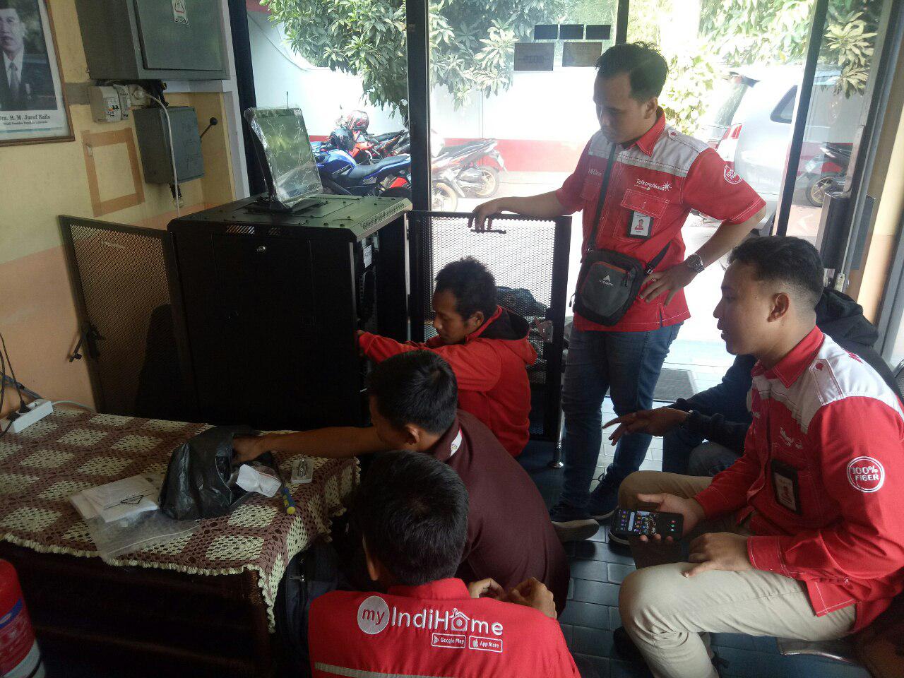 TELKOM / PERTAMINA ONLINE: Kerjasama PT.Pertamina Dengan PT.Telkom Indonesia