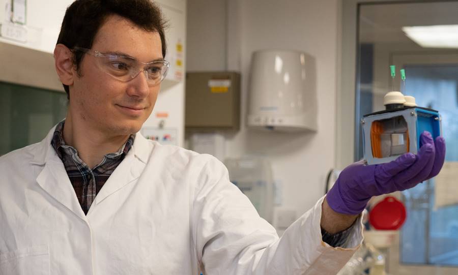 Tudósok egy olyan "mesterséges levelet" hoztak létre, amely tiszta gázt ...