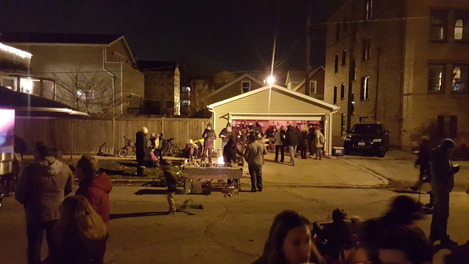 The Chicago Real Estate Local: PHOTOS: A Lincoln Square winter block party
