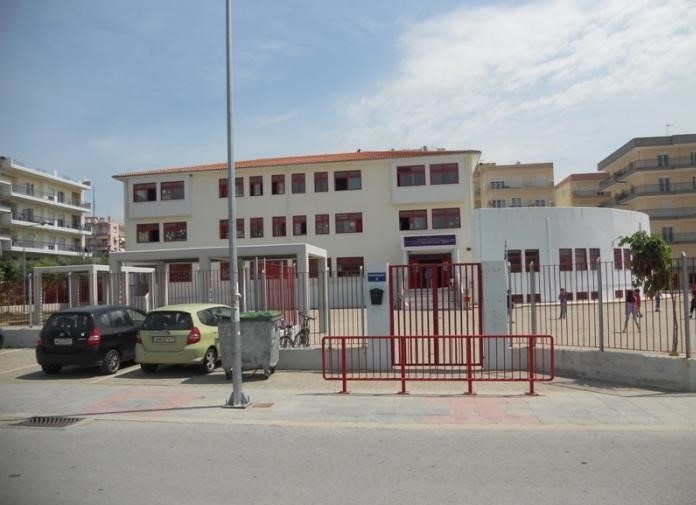 [Στο 13ο Δημοτικό Σχολείο Ξάνθης ο επίσημος αγιασμός για την έναρξη του ...