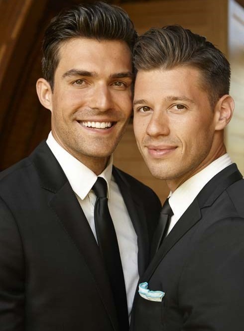 Is Peter Porte still Married? His Spouse, Partner, Gay, Wedding, Twin ...