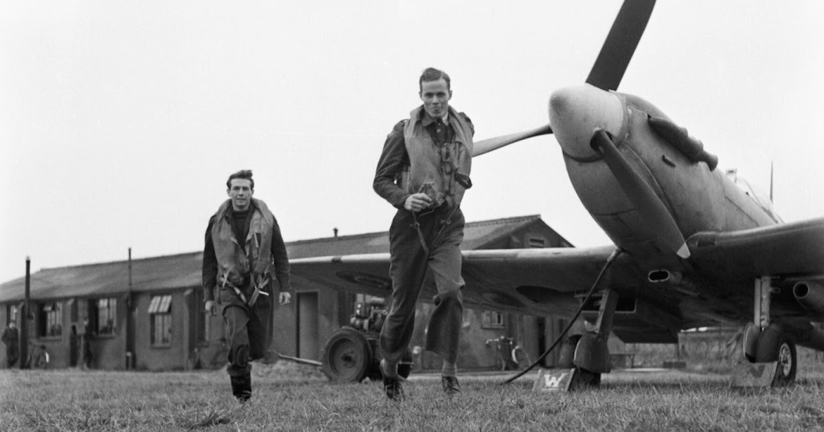 1942. Eagle Squadron Pilots Celebrate Aerial Victories