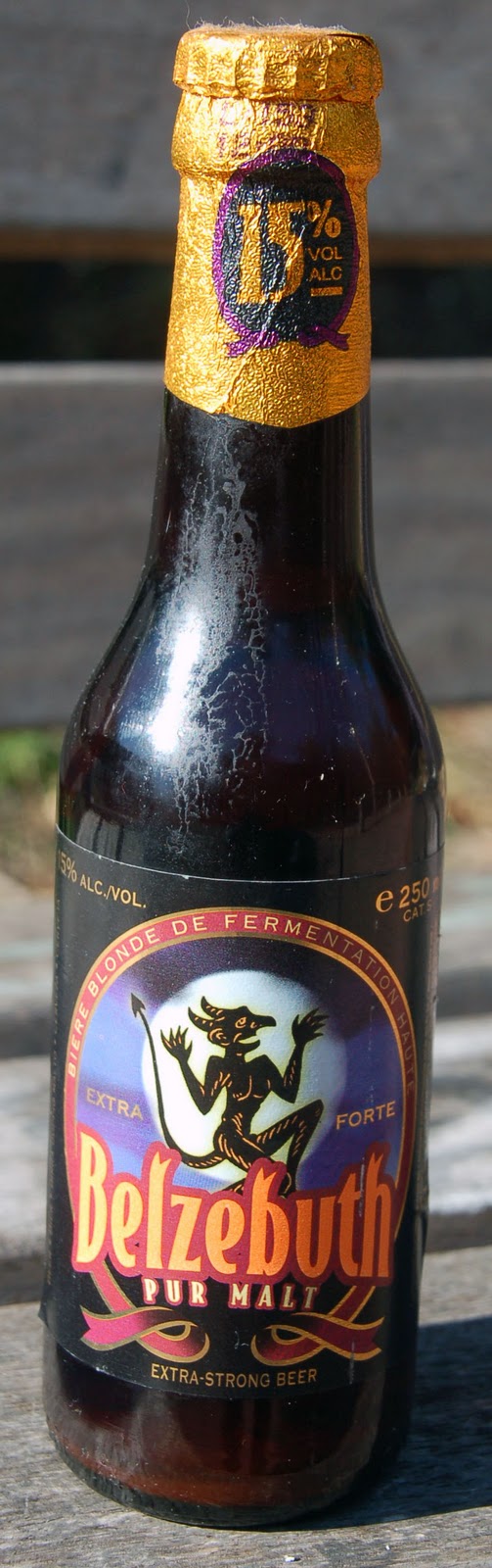 por el mundo con la rubia: Belzebuth