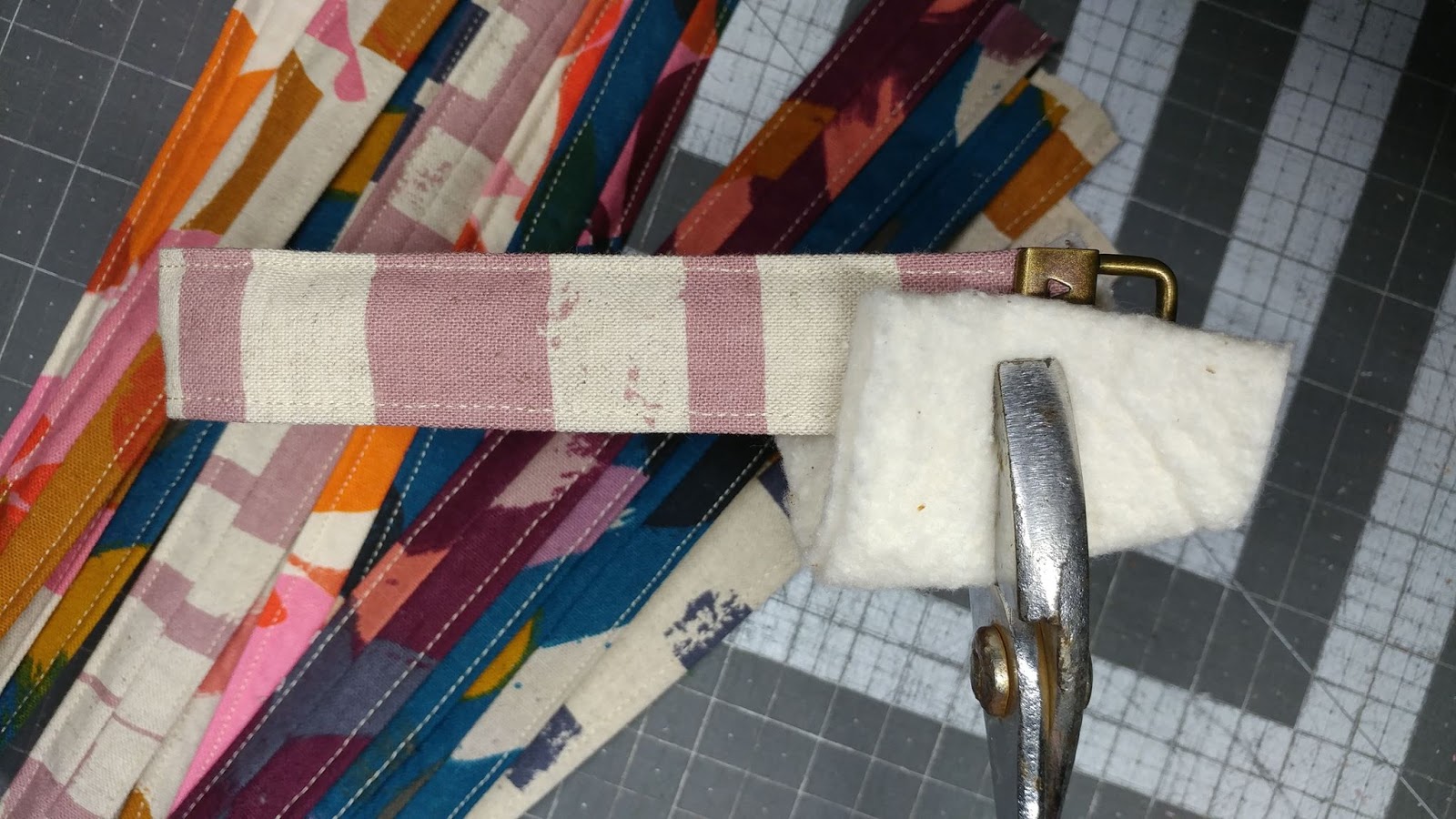 Slice of Pi Quilts: Handmade Key Fob Wristlet Tutorial