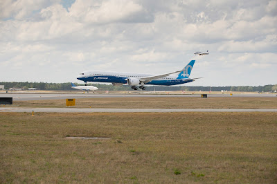 All things 787: Boeing delivers 11 787 in March while first 787-10 ...