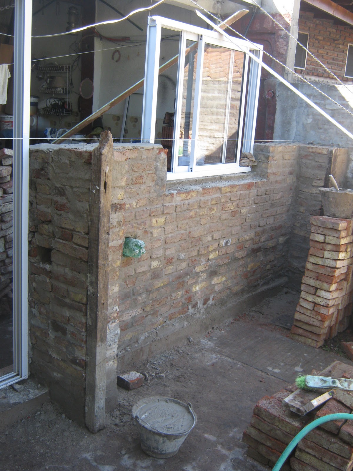 miespaciodearquitectura: No es tan solo otro ladrillo en la pared