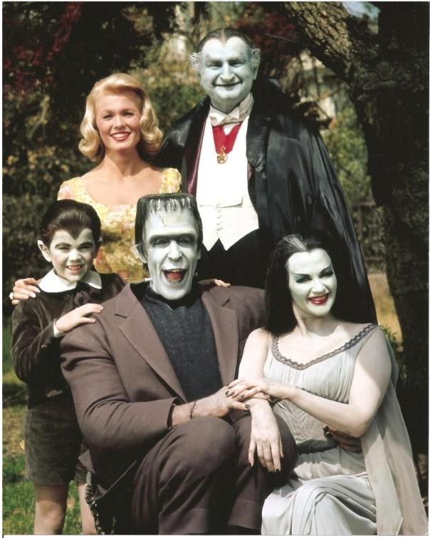 Meet The World: The Munsters (Mega Post!)