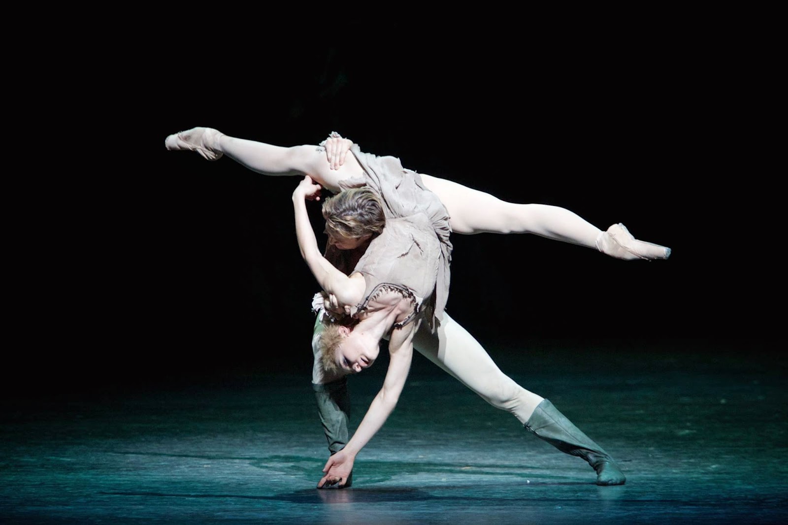 JDCMB: Breaking news: rising star decamps from Royal Ballet