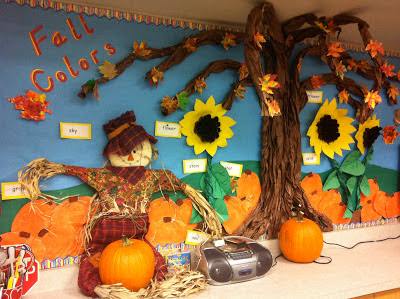 Little Miss Hood's Adventures in Kindergarten: Fall in Kindergarten