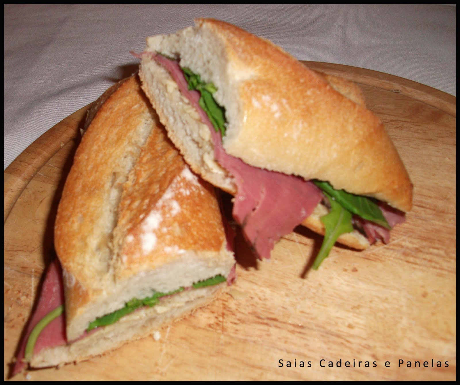 Saias,Cadeiras e Panelas: Lanches Simples e Saborosos