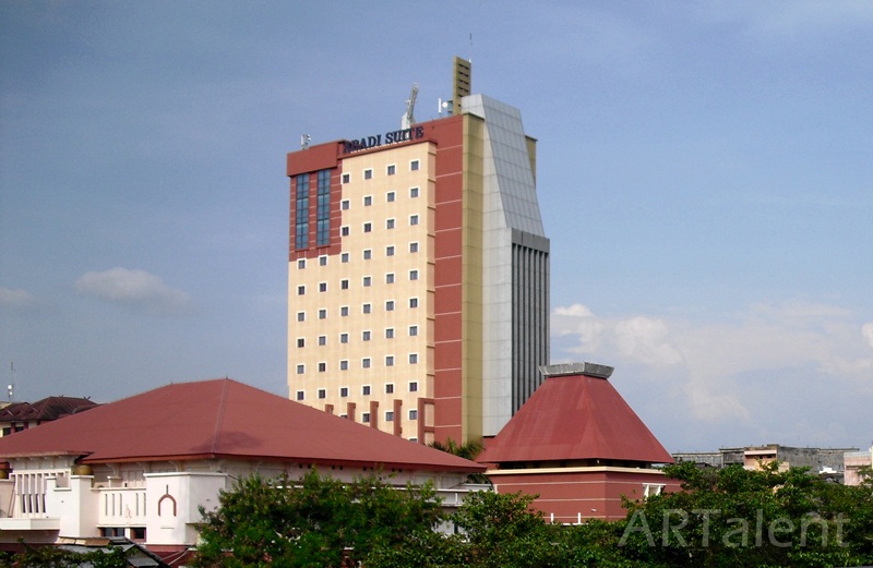 Padangsche Bovenlanden: RANAH RANTAU : Abadi Suite Hotel & Convention ...
