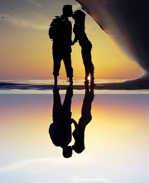 30 Outstanding Examples of Reverse Reflection Photography - Barbra ...