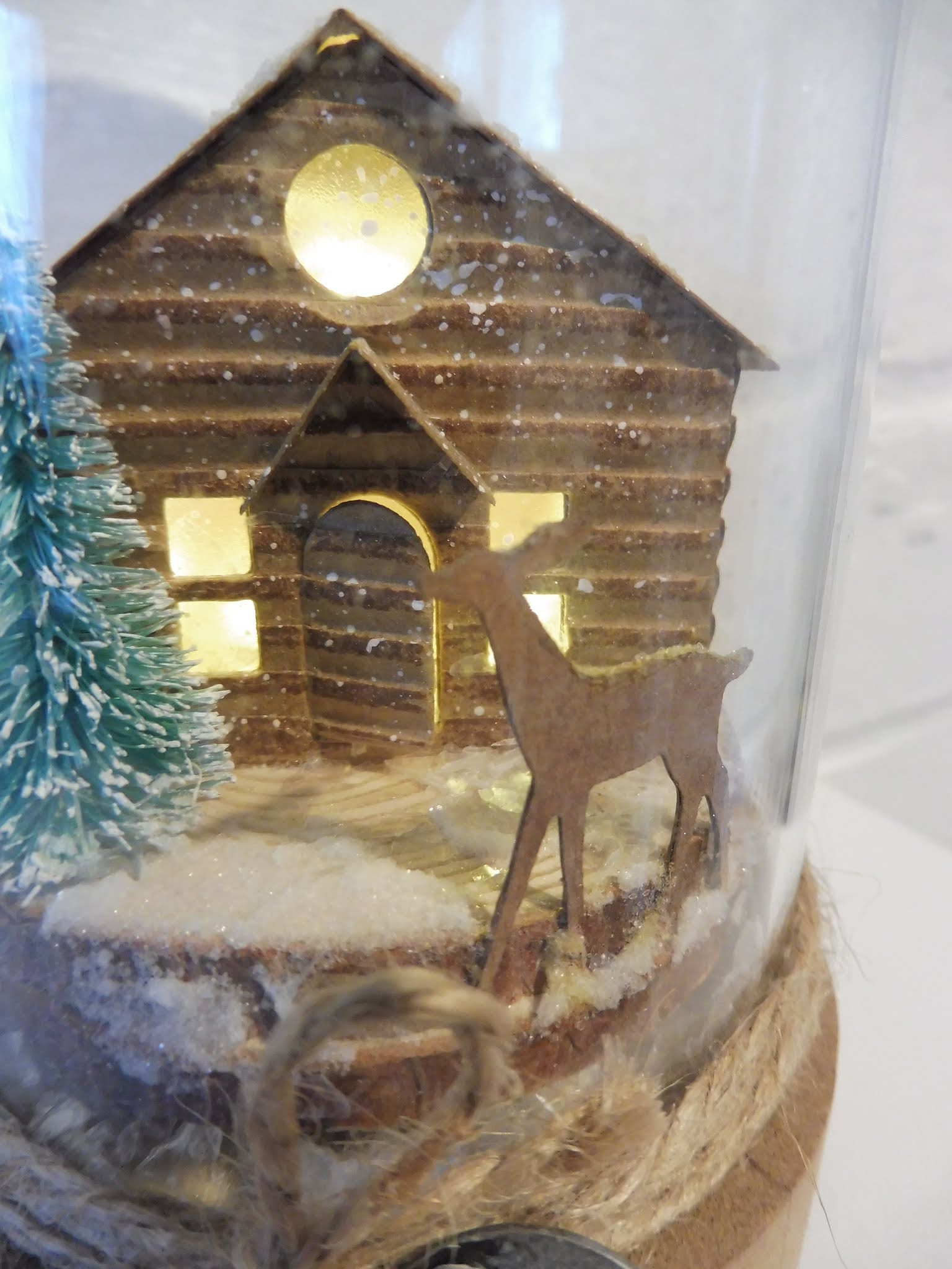 Vintage Follie: Winter Cabin Snow Dome Project