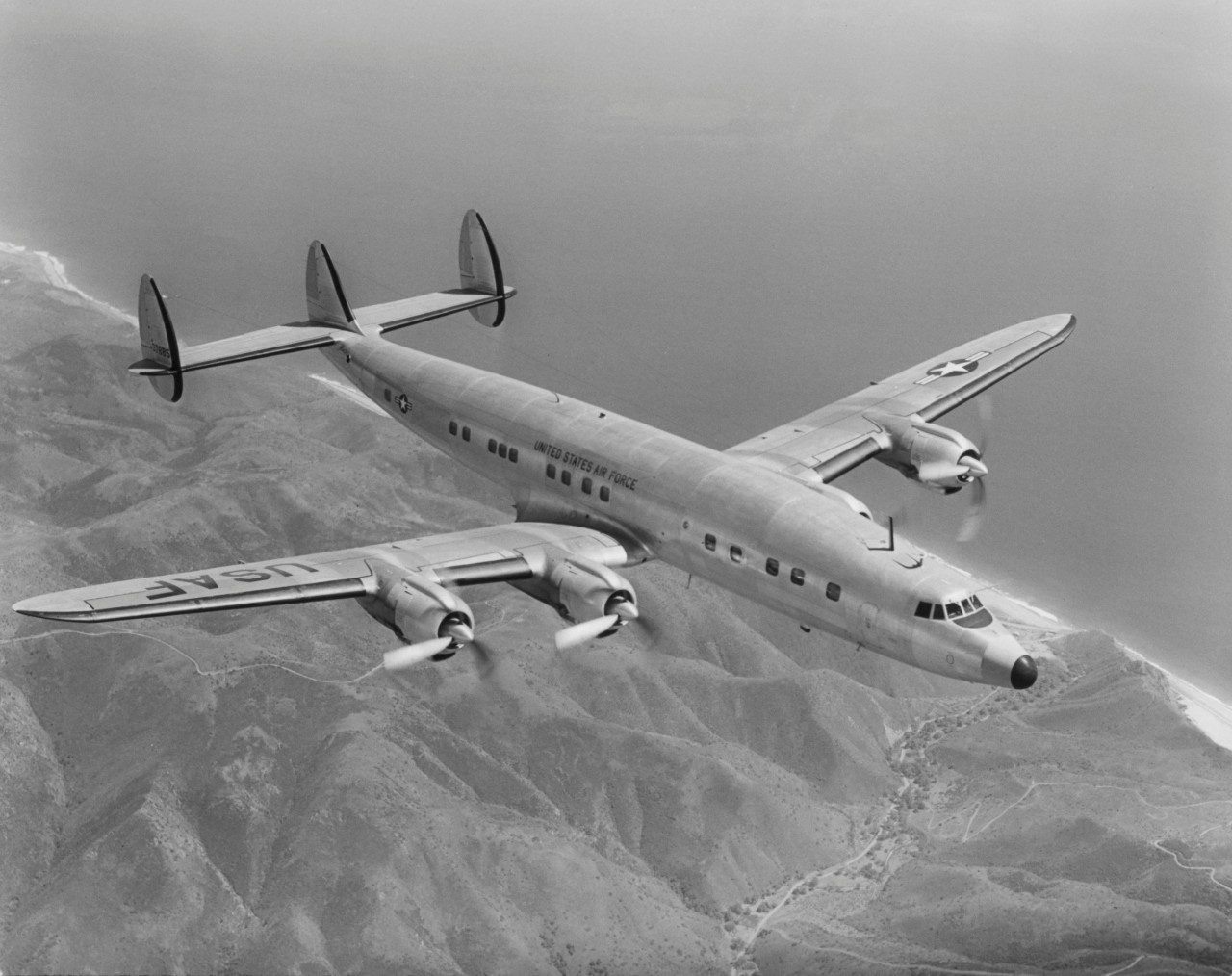 LOCKHEED CONSTELLATION