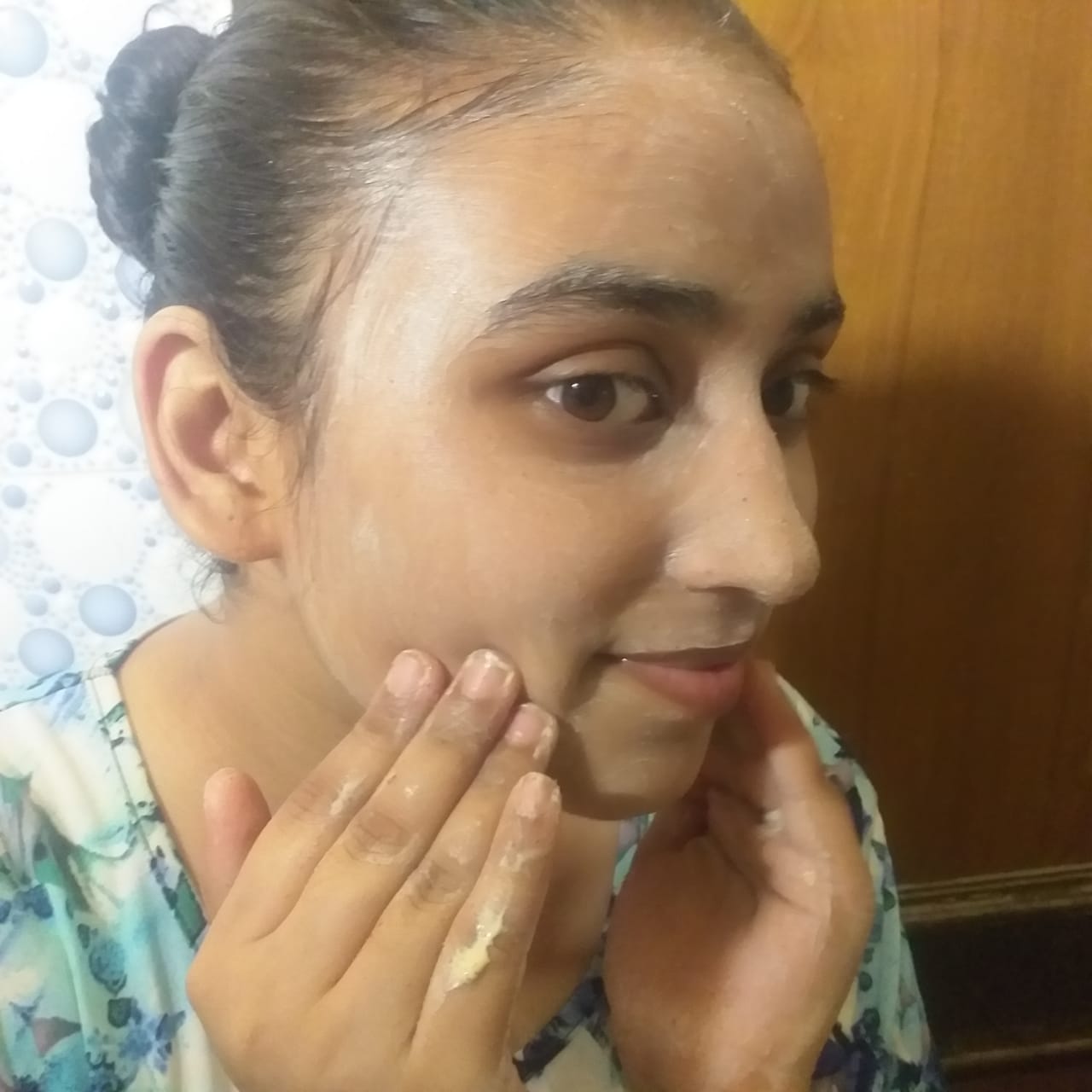 TIPS TO TAKE CARE OF SKIN ON DECOLLETAGE