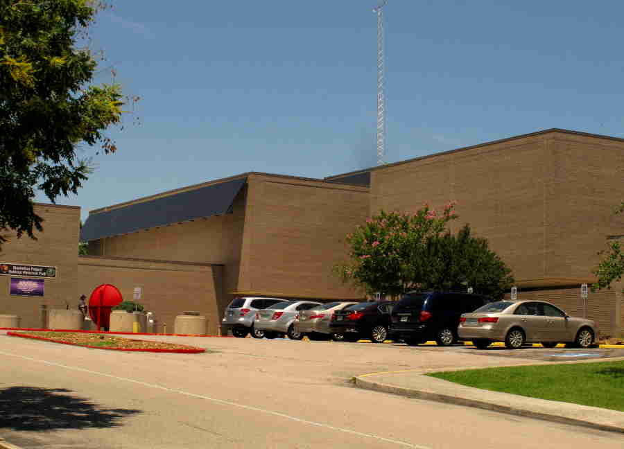 Jim Young Reporter: Oak Ridge American Museum of Science and Energy ...