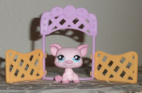 Collectomania: LPS Pigs