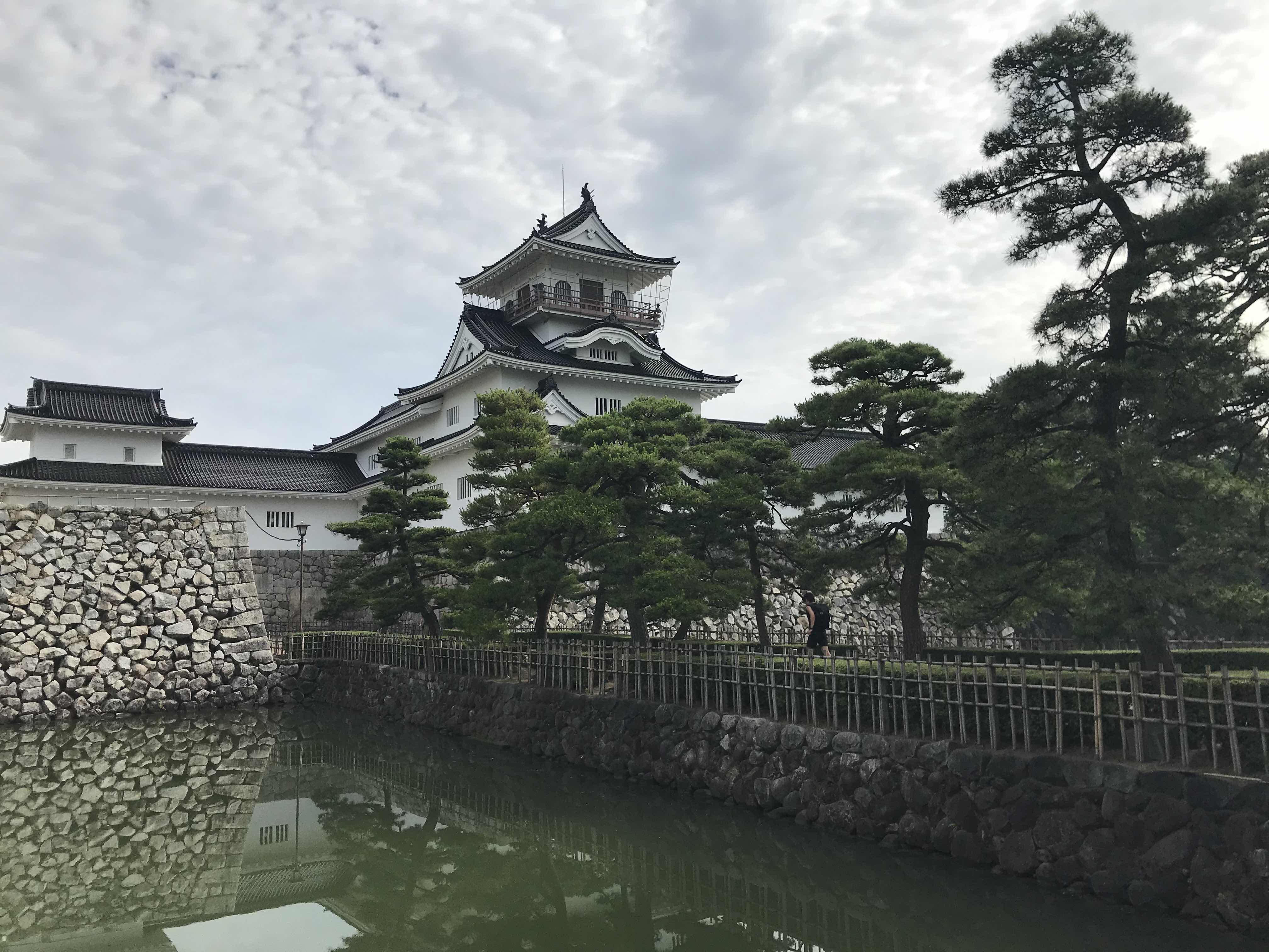 ADAWAK: A Nice Run in Toyama - Jinzu River Bridges.
