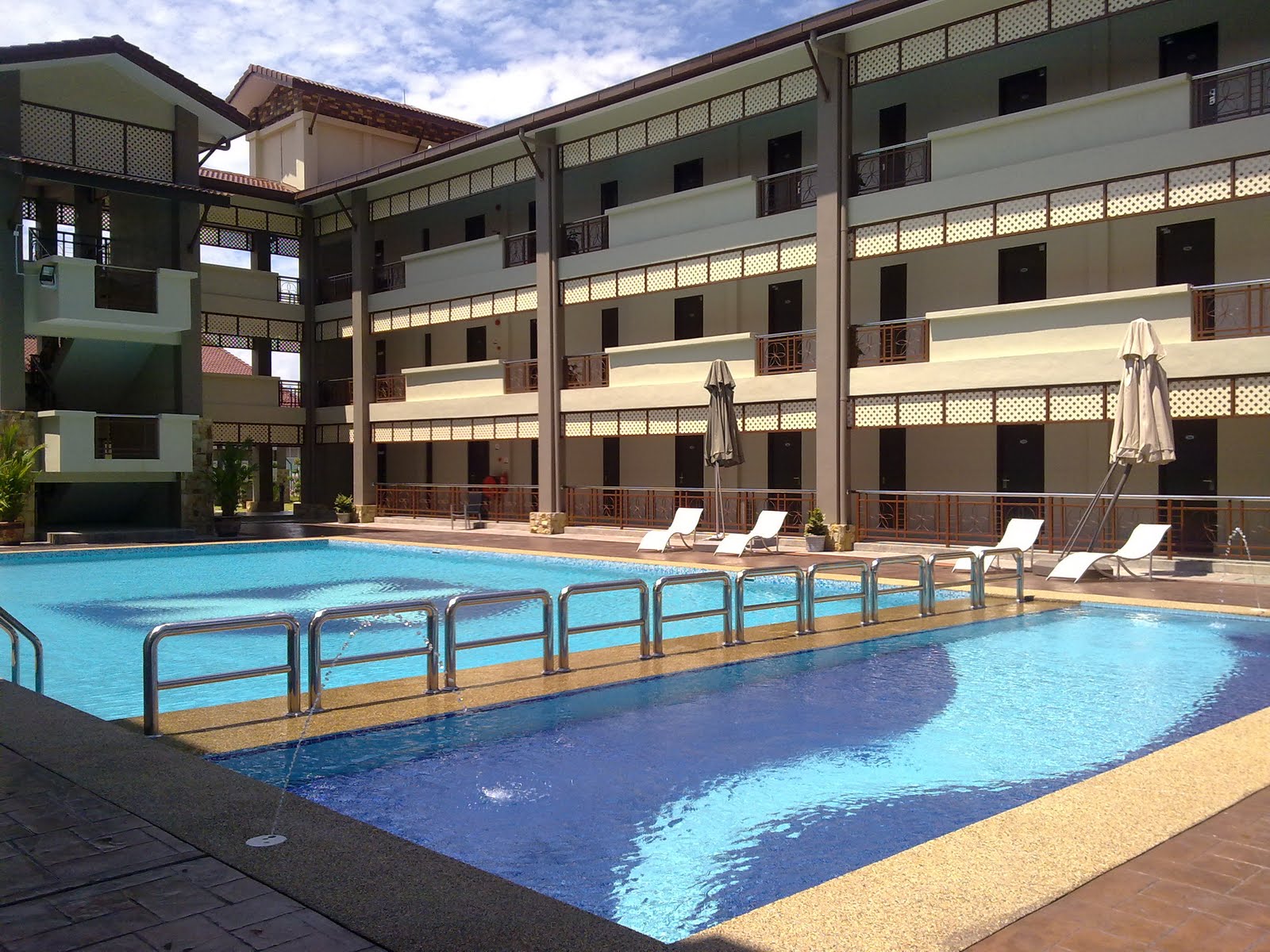 aPPLe WorM: Hotel Seri Malaysia, Perlis