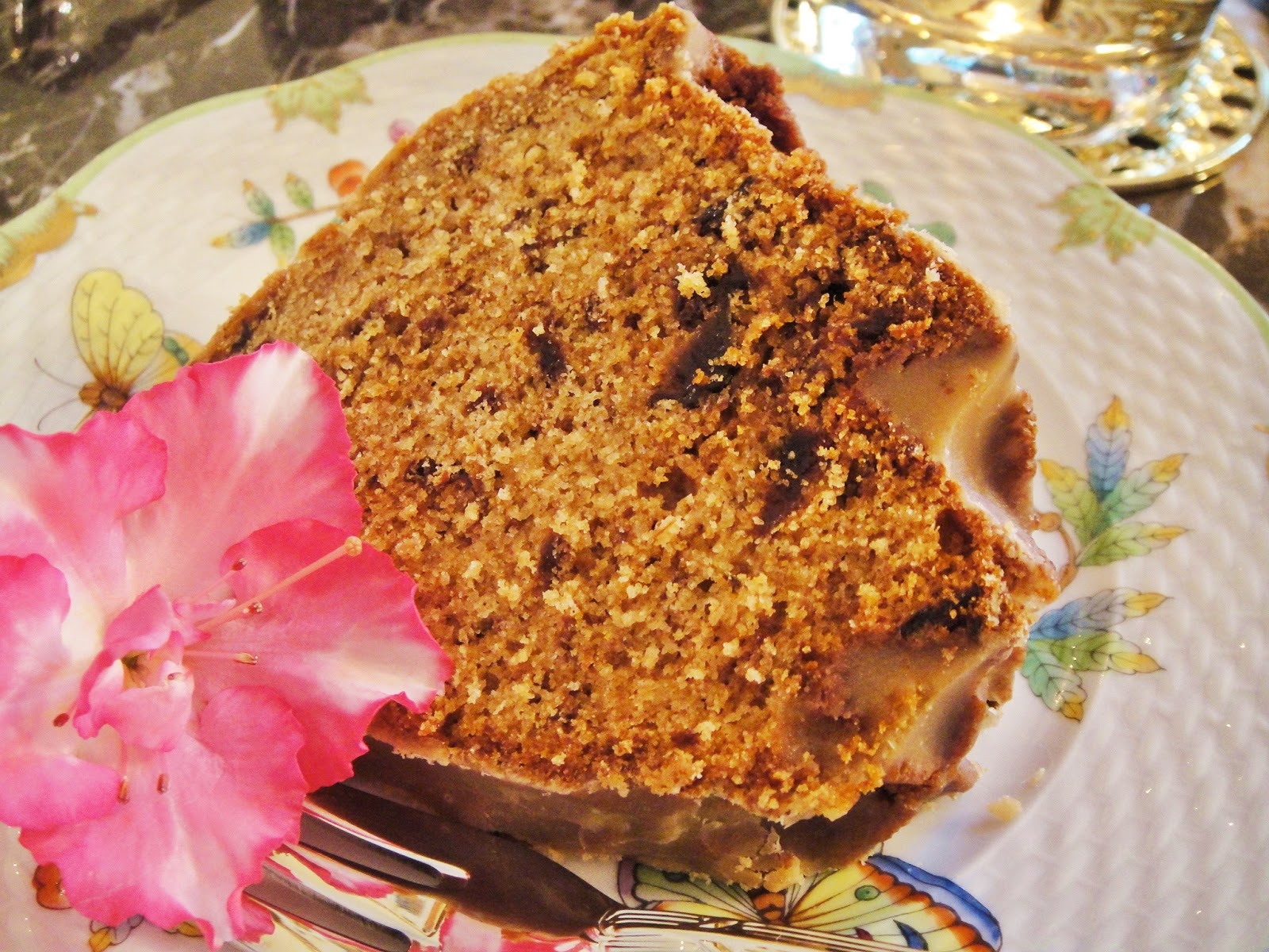 Maryam's Culinary Wonders: 915. Iraqi Prune Cake
