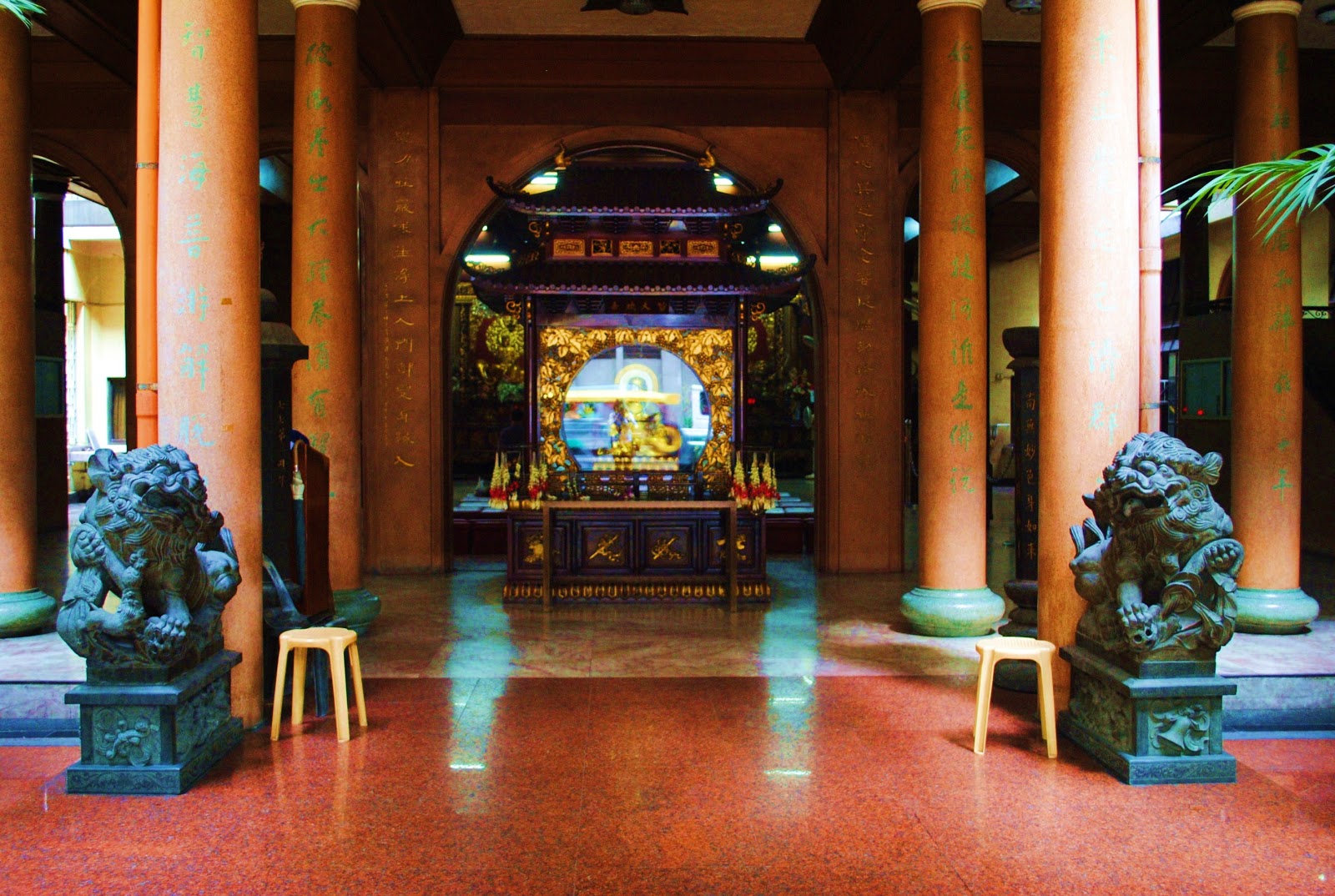 Seng Guan and Kuang Kong Temple - Traveling Stilletos