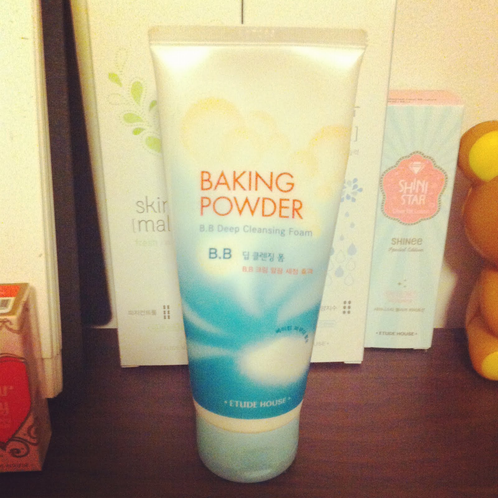 everyday, shining star: etude house: baking powder BB Deep Cleansing Foam
