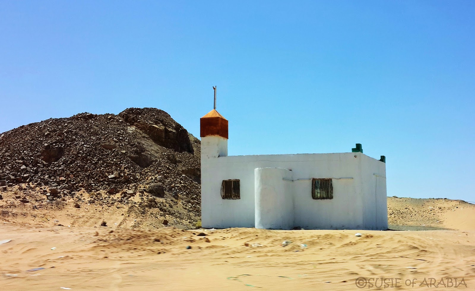 Jeddah Daily Photo: Saudi Arabia: Mosque in Desert