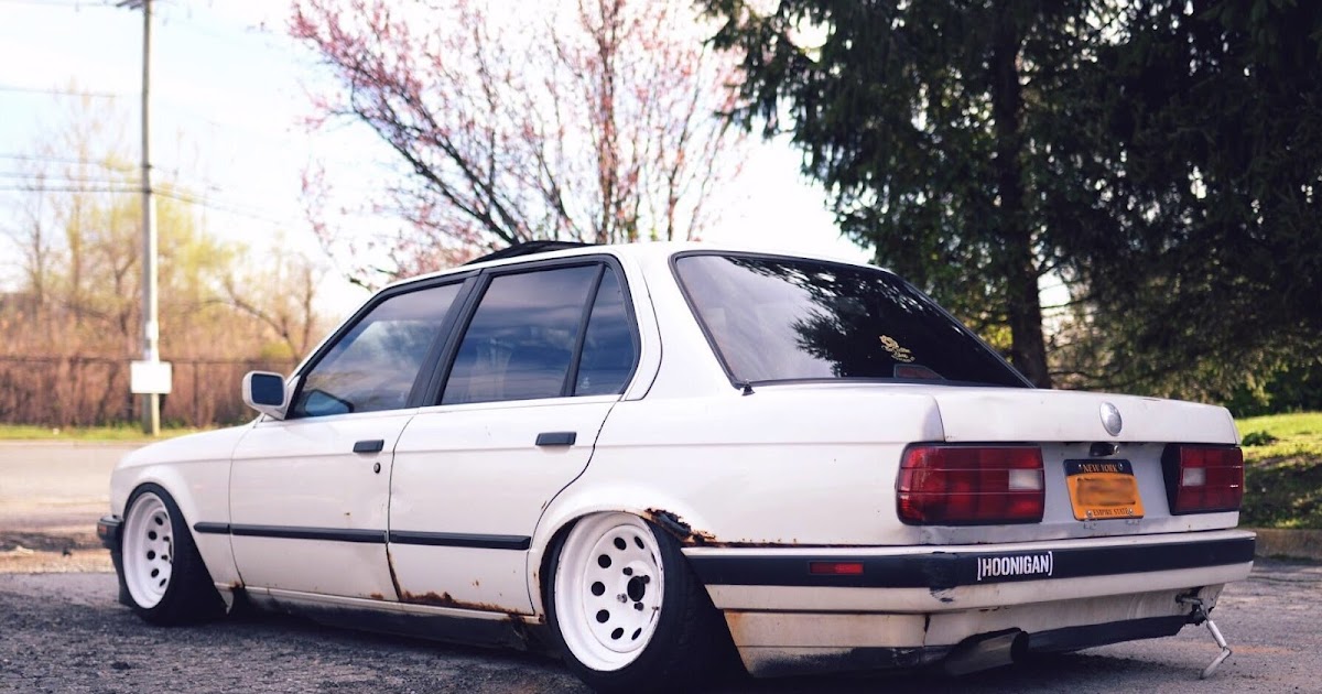 Beemer Lab: E30 Stance - Steel wheels or modern wheels??