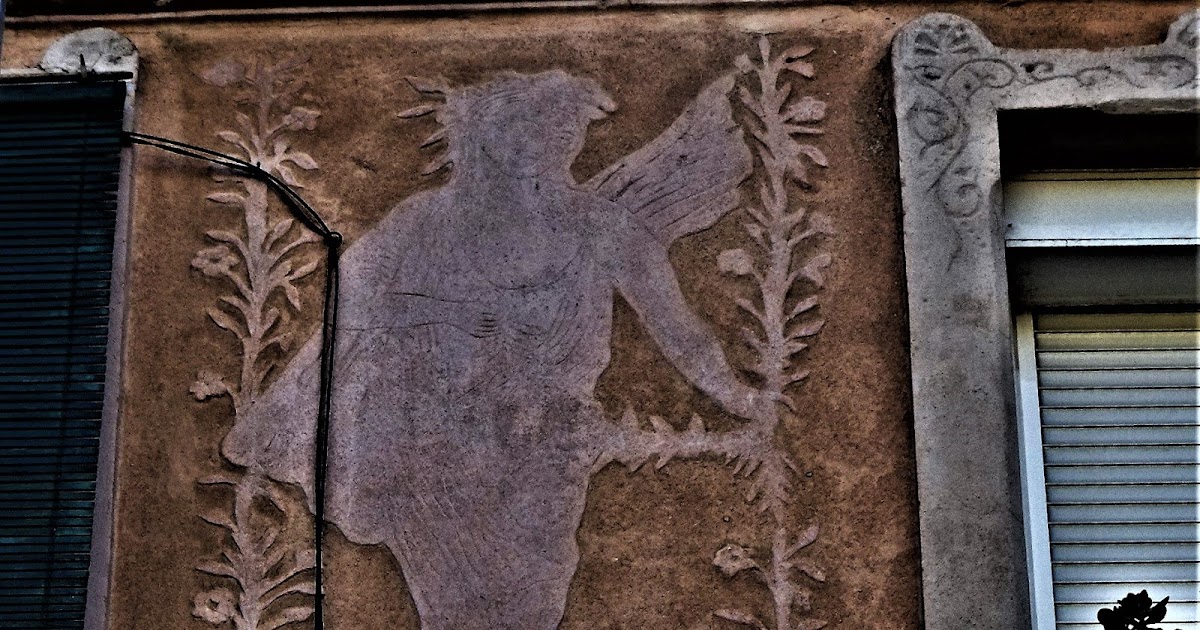 Redescubriendo Barcelona y más allá: 27/09/2018 Casa dels esgrafiats de ...