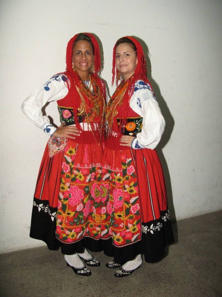 Rancho Folclórico Maria da Fonte da Casa do Minho - RJ: SÉRIE "TRAJES ...