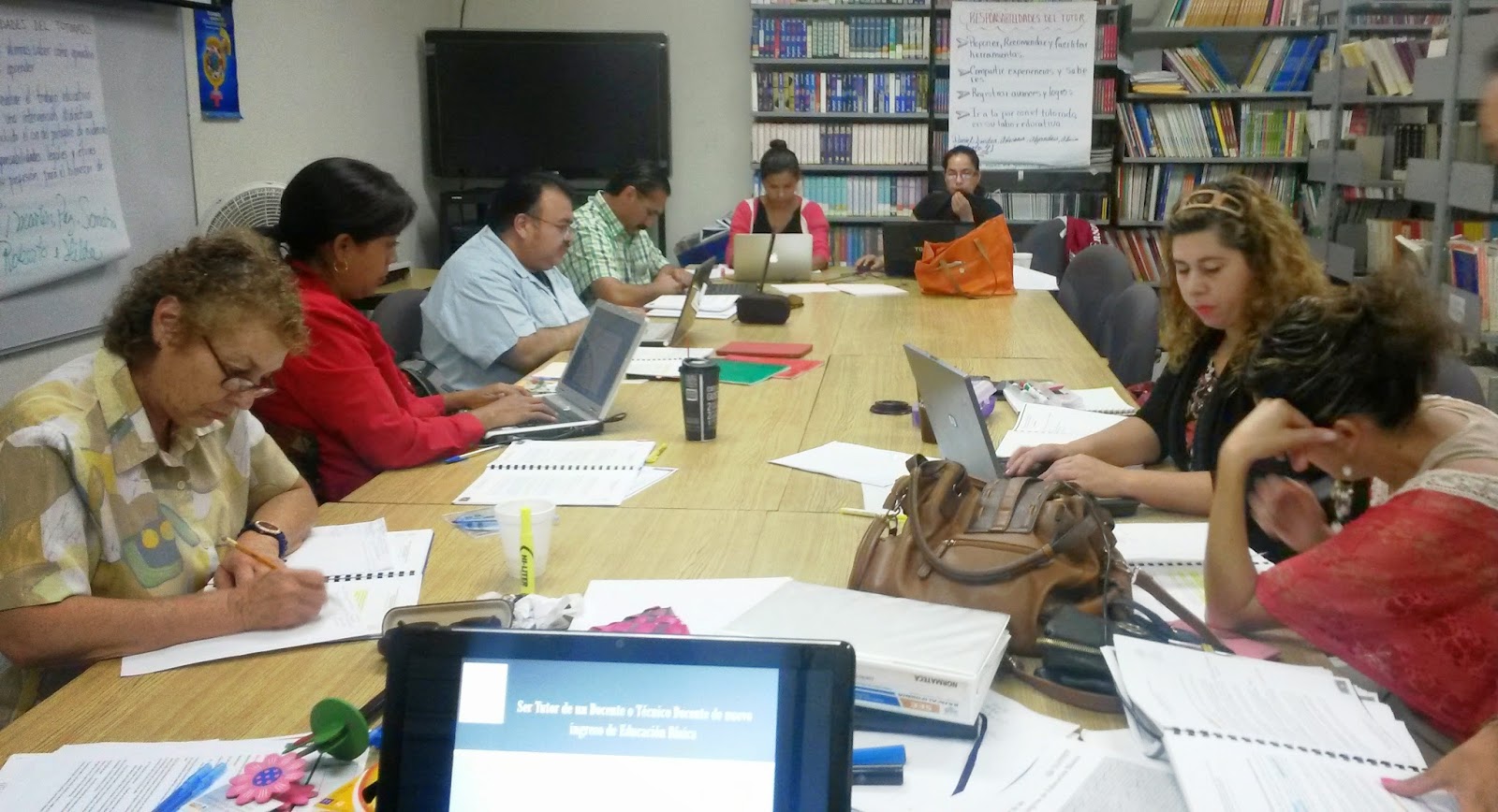 Educación BC: MAESTROS SON PREPARADOS PARA FUNGIR COMO TUTORES